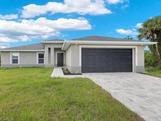 1203 Euclid Ave, Lehigh Acres, FL 33972