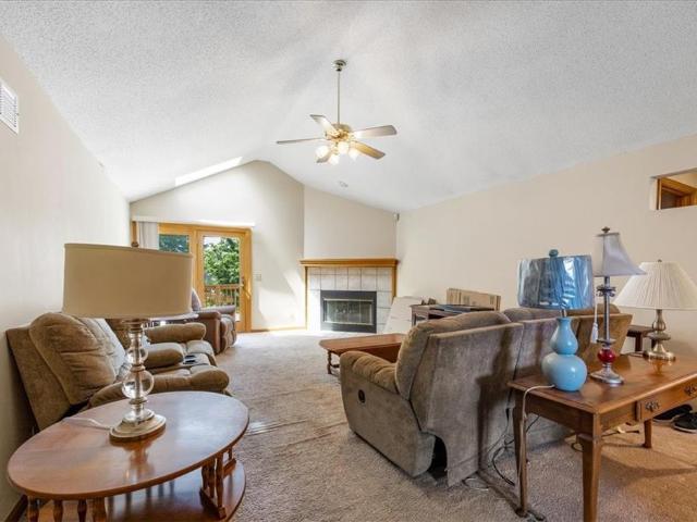 1203 E 118 Terrace