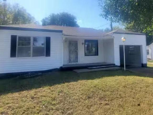 1203 E 27TH ST, SHEFFIELD, AL 35660 Single Family Residence Fo.