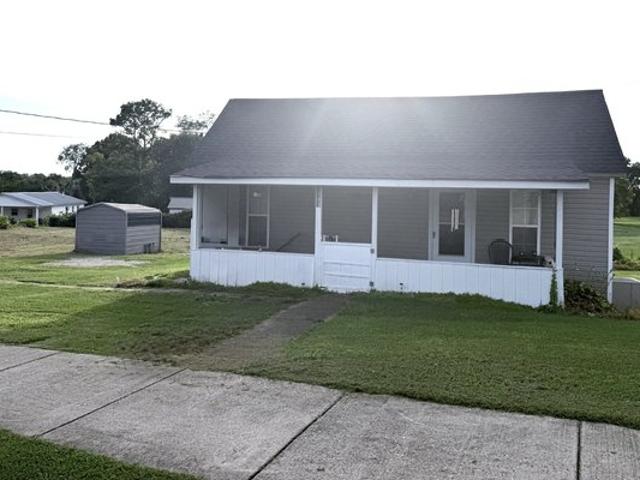 1203 E Main St, Decherd, TN 37324