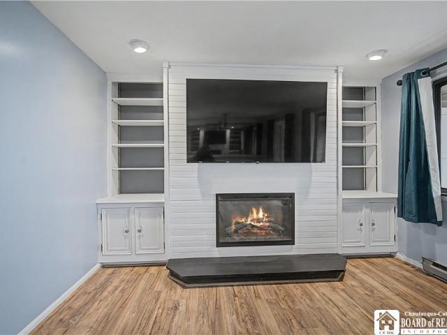 1203 Edgewater Drive # 3