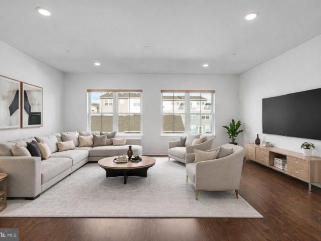 1203 Furgeson Ln, Frederick, MD 21702 | MLS #MDFR2078 | Compass