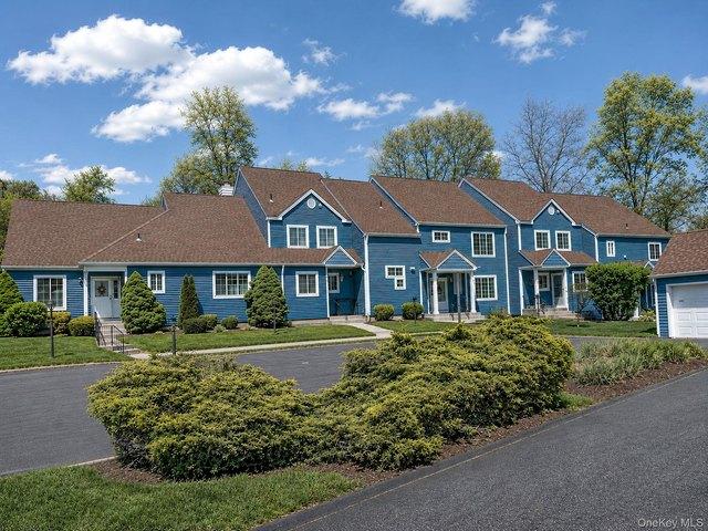 1203 Greystone Ln, Brewster, NY 10509