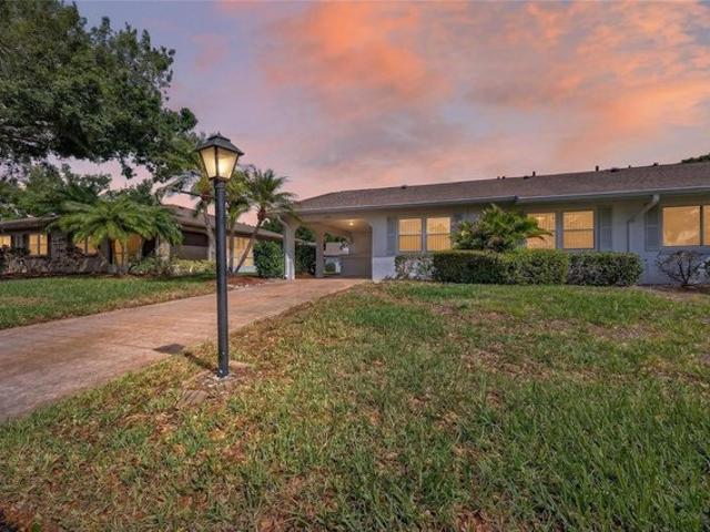 1203 Haddington Cir Unit 0, Sun City Center, FL 33573