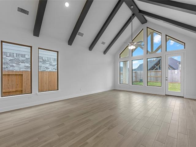 1203 Luna Drive