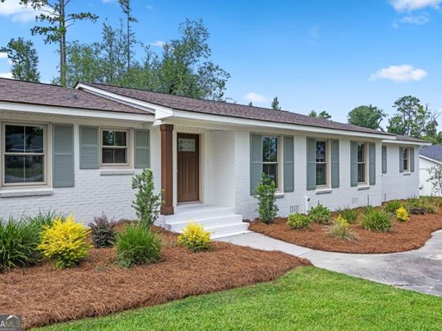 1203 Lakeview Dr, Valdosta, GA 31602
