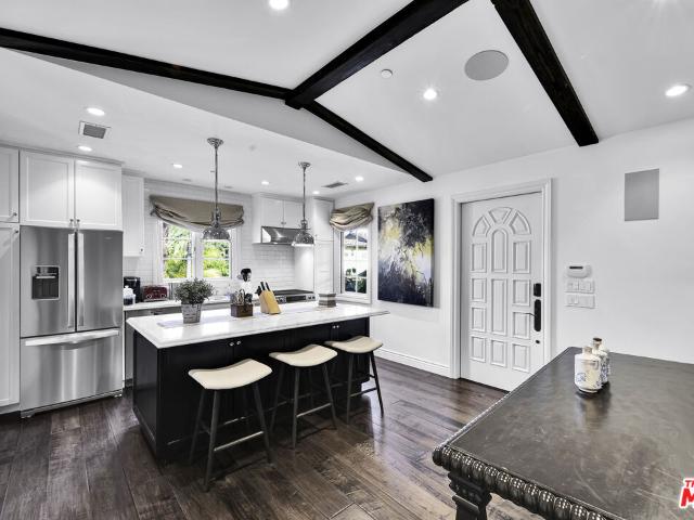 1203 Park Way, Beverly Hills, CA 90210 | MLS #26673 | Compass