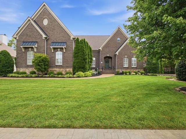 1203 Potter Ln, Gallatin, TN 37066