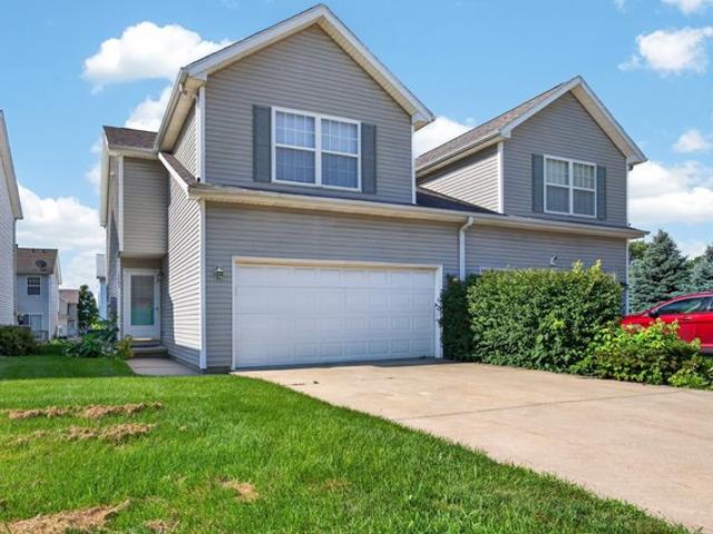 1203 Riviera Dr, Bloomington, IL 61701