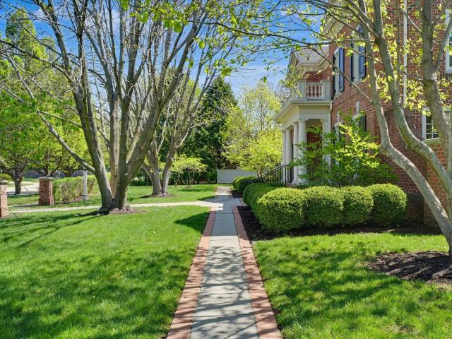 1203 Sussex Court