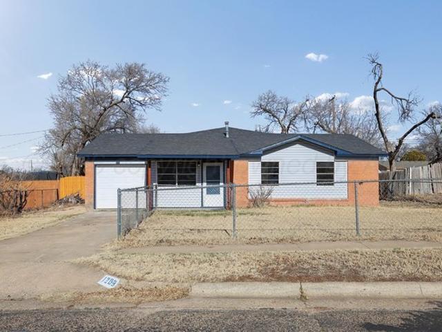 1203 Sycamore St, Amarillo, TX 79107