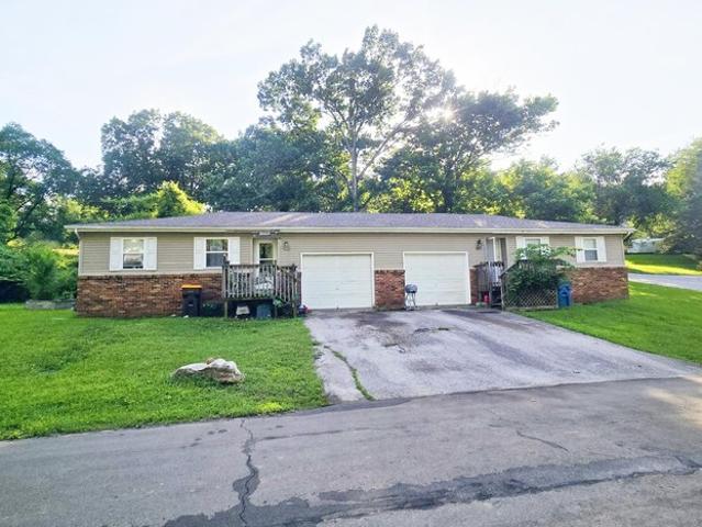 1203 S 3rd Avenue, Ozark, MO 65721
