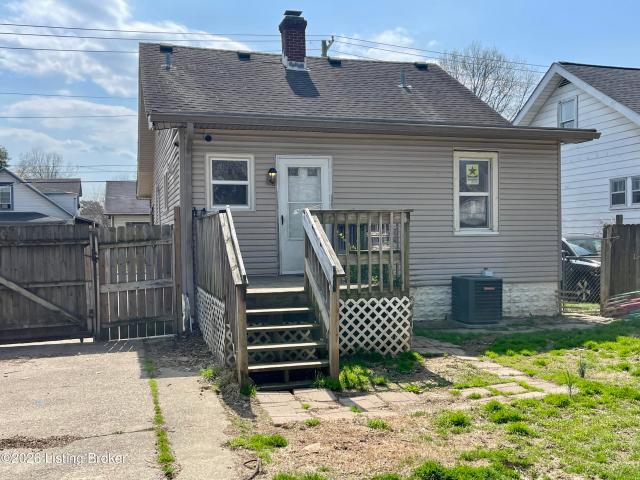 1203 Sale Ave