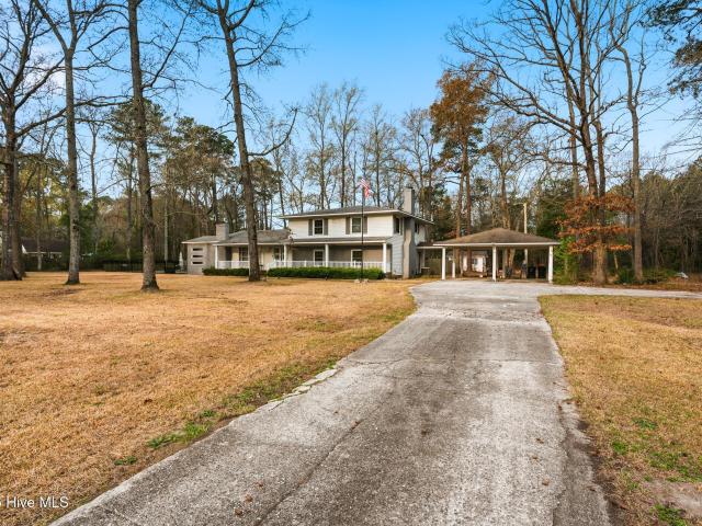 1203 Turnpike Road