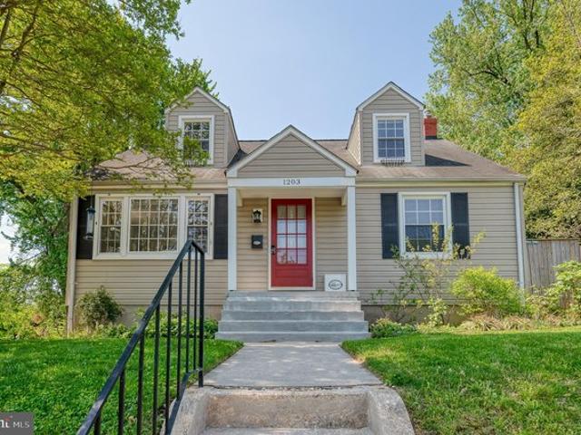 1203 Wakeford Cir, Baltimore, MD 21239