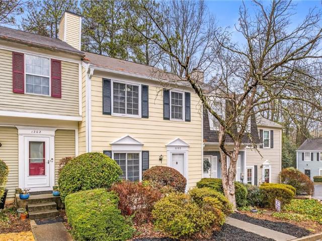 1203 Wedgewood Court