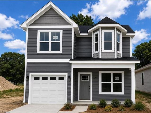 1203 Woodbriar Ave, Greensboro, NC 27405