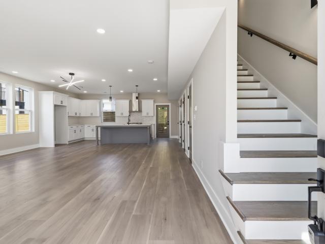 1203 14th Ave S