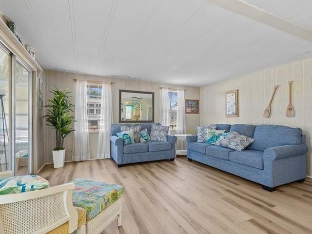 1203 2nd Ave N, Steinhatchee, FL 32359