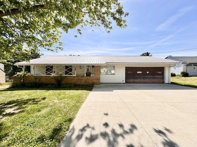 1203 4th Ave, Dixon, IL 61021