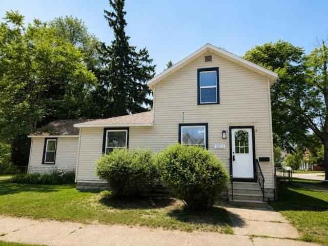 1203 4th St, Muskegon, MI 49441