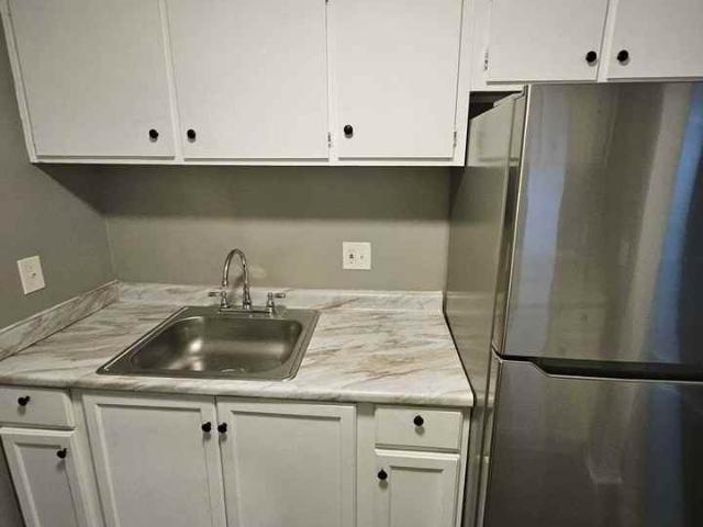 120 124 Fox Hill Lane 1 Bedroom Apartment for Rent at 120 Fox Hill Ln, Elyria, OH 44035