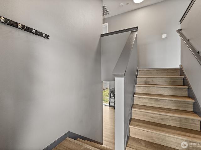 120 165th Street S