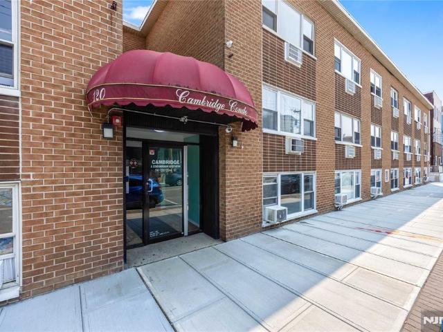 120 32nd Street # 2B