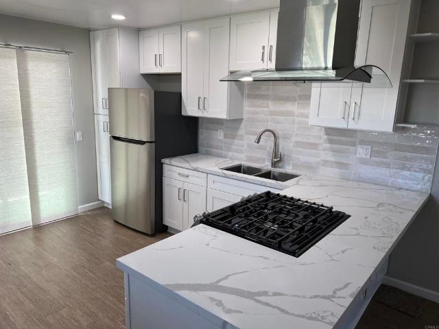 120 5th Ave D