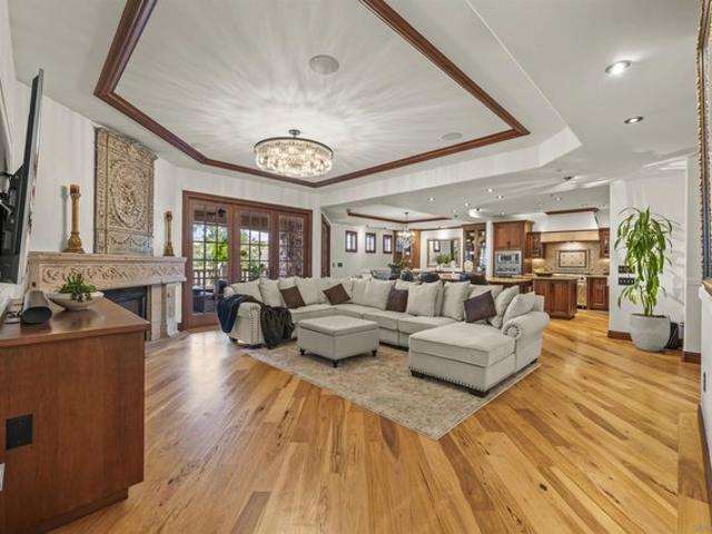 120 C Ave Unit 206, Coronado, CA 92118