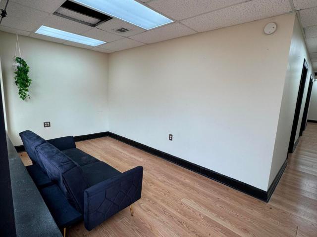 120 Coles Court # 120