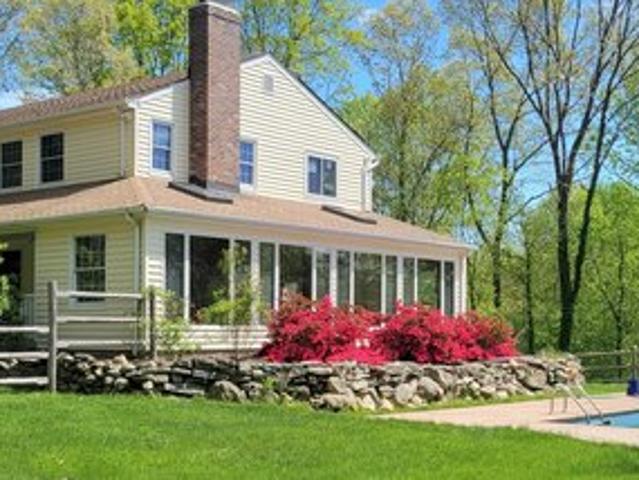 120 Catering Rd, Wolcott, CT 06716