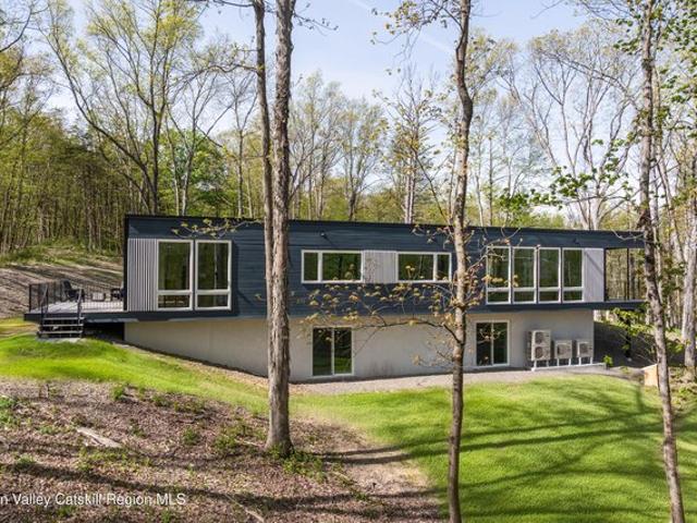 120 Cauterskill Ave, Catskill, NY 12414