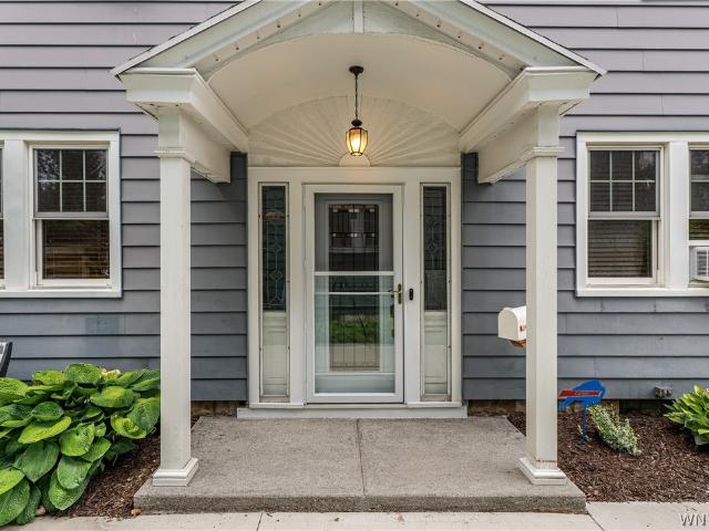 120 Capen Boulevard