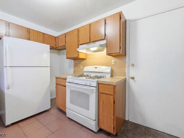 120 Carnegie Pl