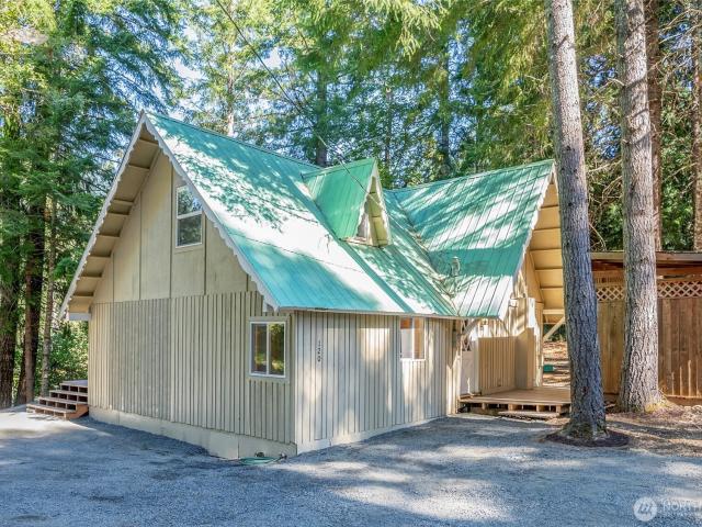 120 Cascade Drive