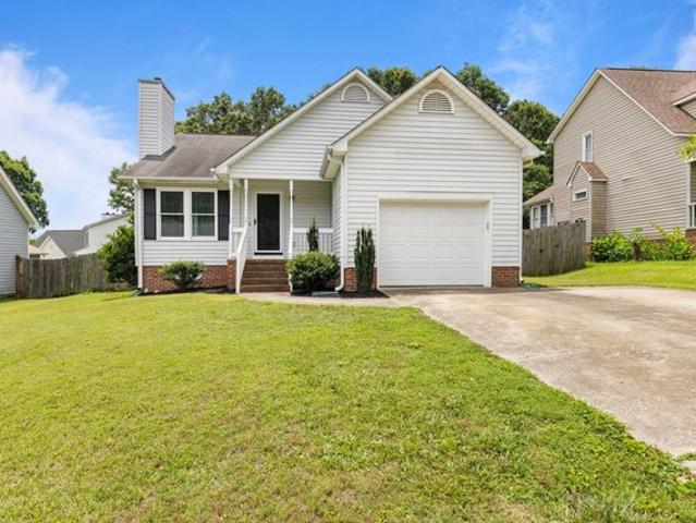 120 Charmar Way, Taylors, SC 29687