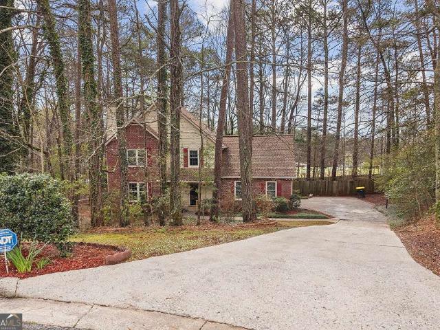 120 Chateau Circle