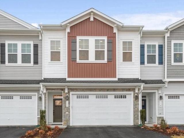 120 Choke Cherry Ct, Lake Frederick, VA 22630