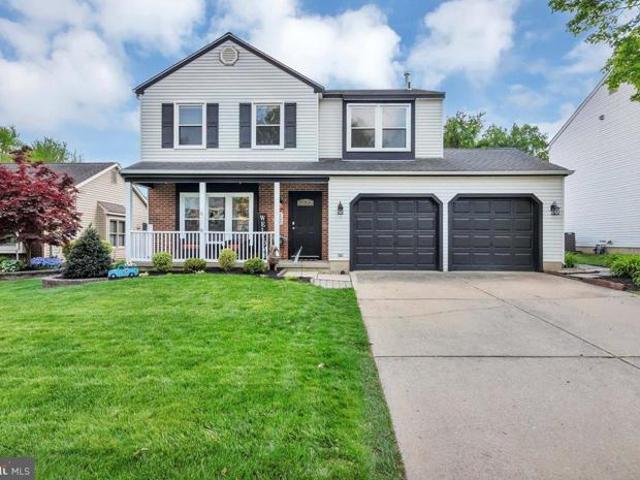120 Crescent Hollow Dr, Sewell, NJ 08080