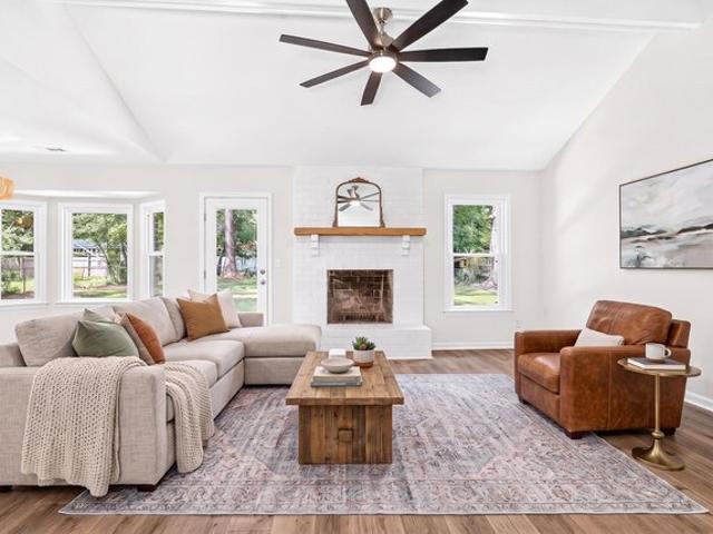 120 Cynthia Ln, Summerville, SC 29485