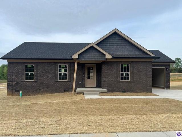 120 American Dr, Radcliff, KY 40160