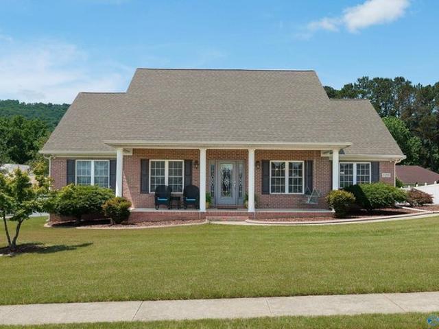 120 Ada Dr SE, Owens Cross Roads, AL 35763