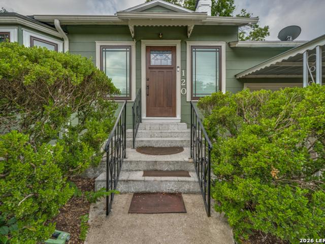 120 Alta Ave