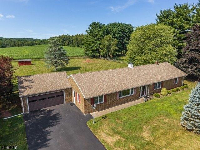 120 Allerton Rd, Clinton Township, NJ 08801