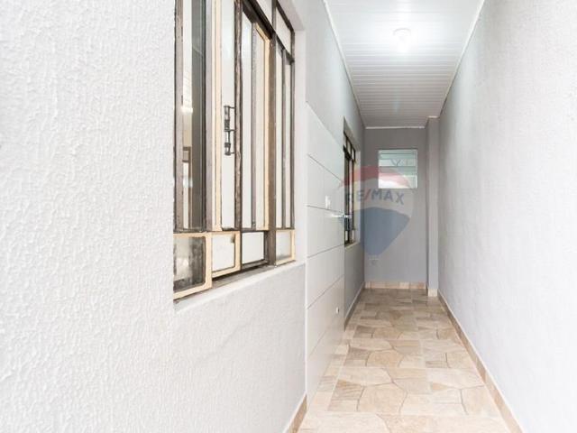 120 Área Útil Casa Alugar, 3 Dormitórios localizado em Rua Américo Vespúcio, 46, Lindóia, Curitiba, Paraná, 81010250 | Brasil