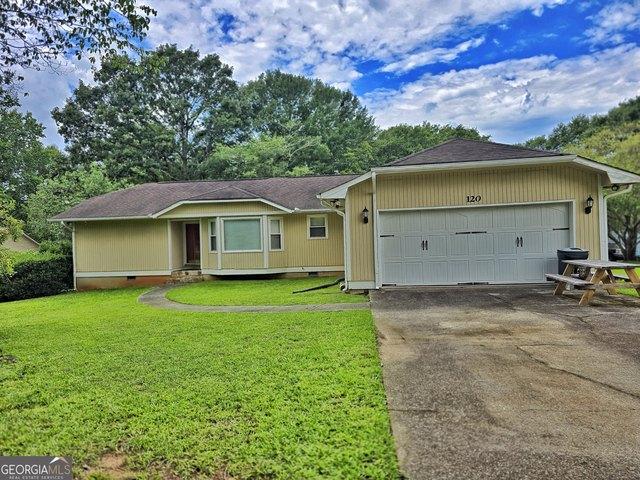120 Aspen Lake Dr E, Newnan, GA 30263