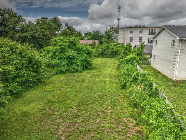 120 Boggs Lane