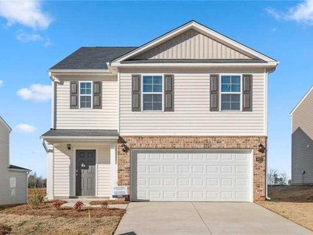 120 Beechwood Cir, Thomasville, NC 27360