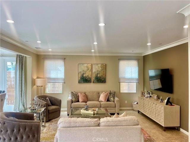 120 Beechmont, Irvine, US, CA